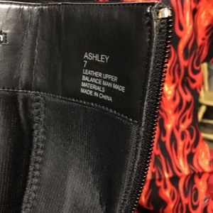 me too | Shoes | Womans Mee Too Boots Ashley | Poshmark